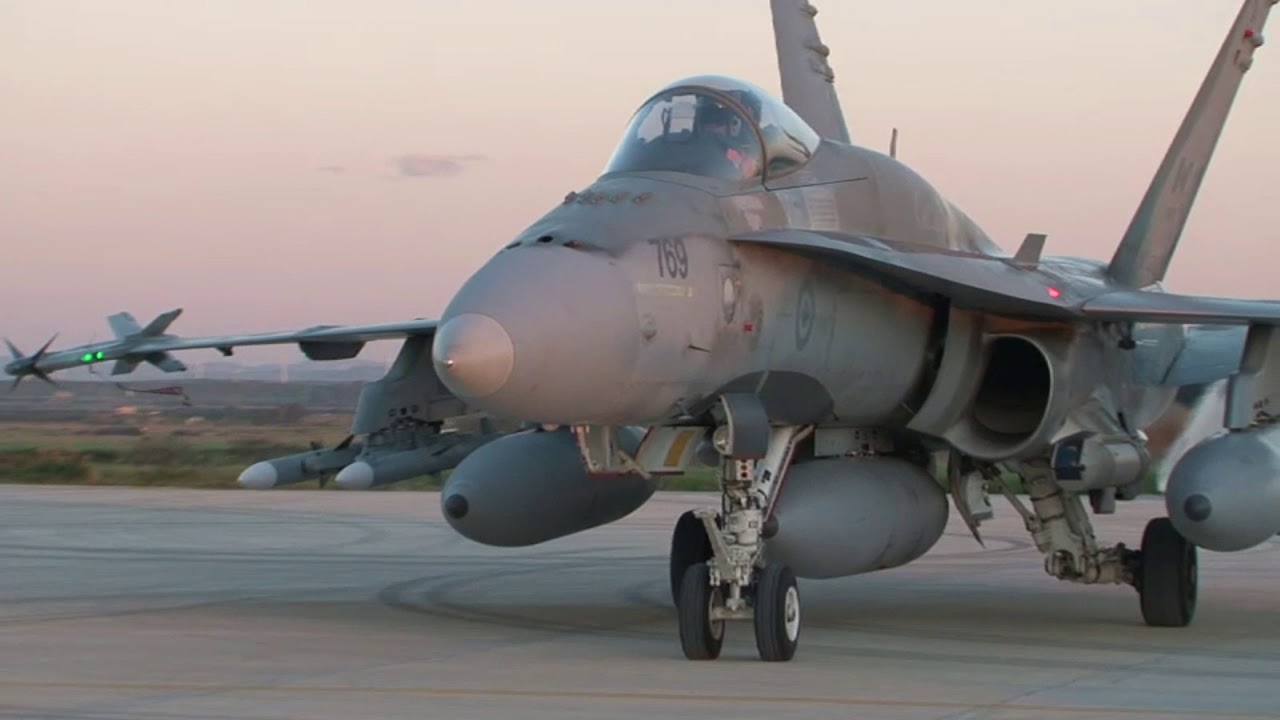 McDonnell Douglas CF-188 Hornet (RCAF) - YouTube