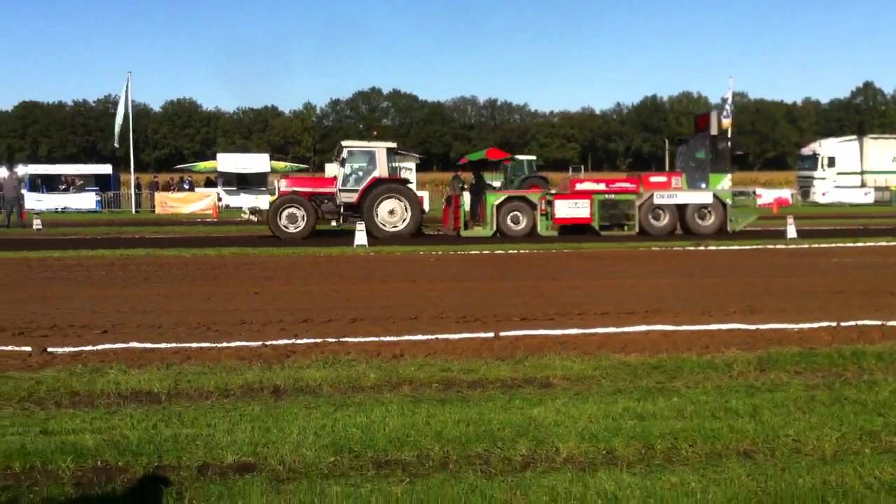 Massey Ferguson 3120 trekkertrek boerdonk - YouTube