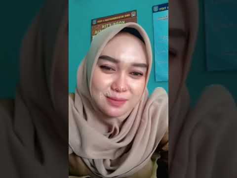 Bu Esti cantik gemoy 