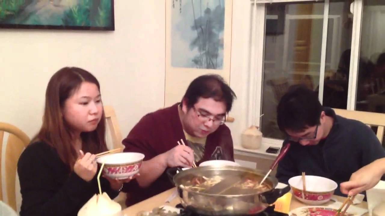 Chinese New Years Eve hot pot party 2012/01/21 - YouTube
