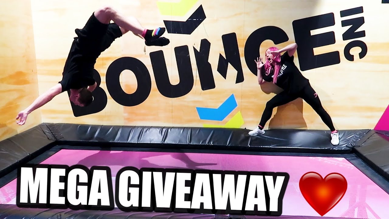 MEGA BOUNCE GIVEAWAY TÄVLING - YouTube