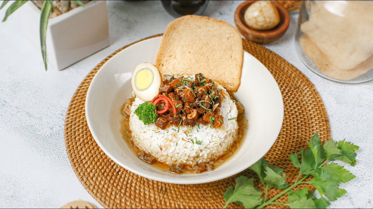 Nasi Bakmoi Daging - Paduan Kuliner Citarasa Tiongkok dan Jawa - YouTube