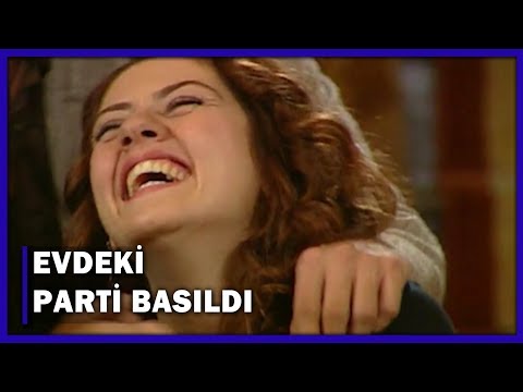 Ali Rıza Bey Partiyi Basıyor! - Yaprak Dökümü 8.Bölüm