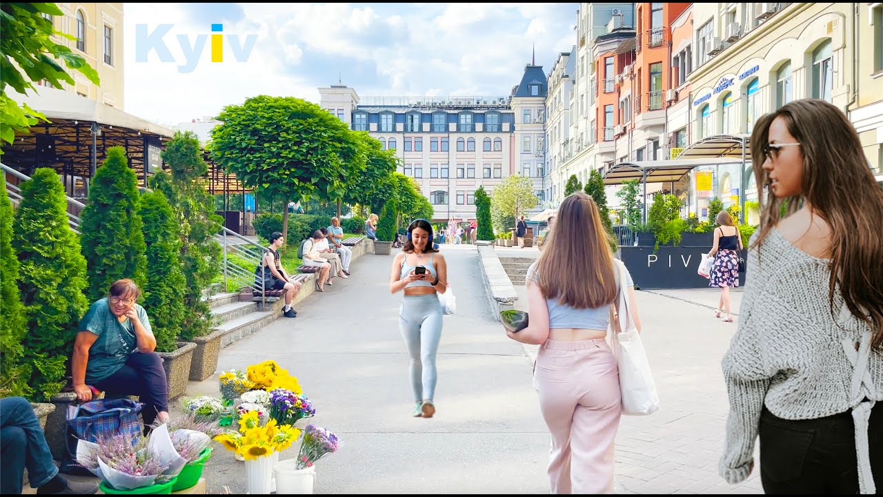Kyiv Ukraine 🇺🇦 4K Walking Tour Kiev Україна City Center - YouTube