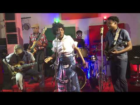 JAMAIS KOLONGA DE ( GRAND KALLE) grâce Bokola chef du projet - YouTube