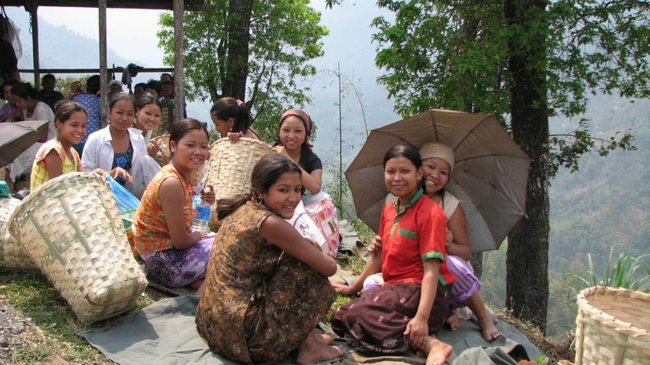 Indi's Toy Trains - Shimla & Darjeeling - YouTube