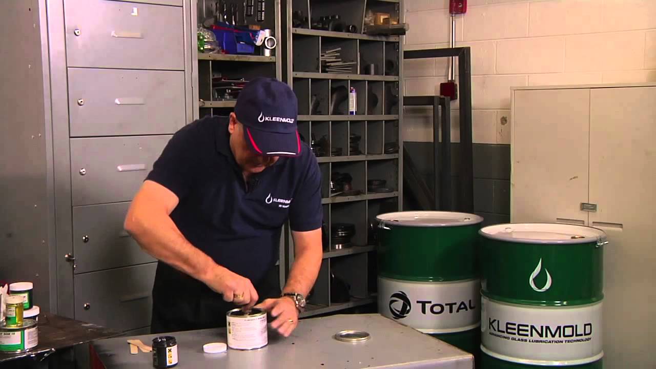 Kleenmold Base 300 - YouTube