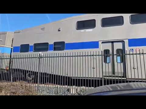 2 special matching Metrolink trains in and around the Fullerton Train Station this morning. 2/22/26