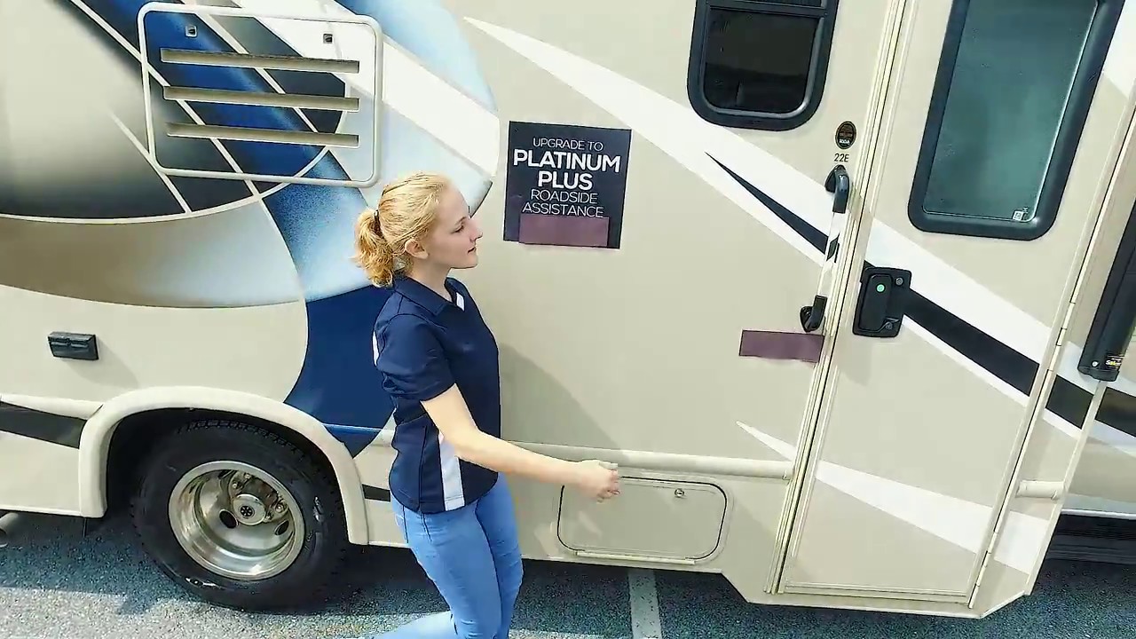 Thor-Four Winds Ford E-350-22E - YouTube