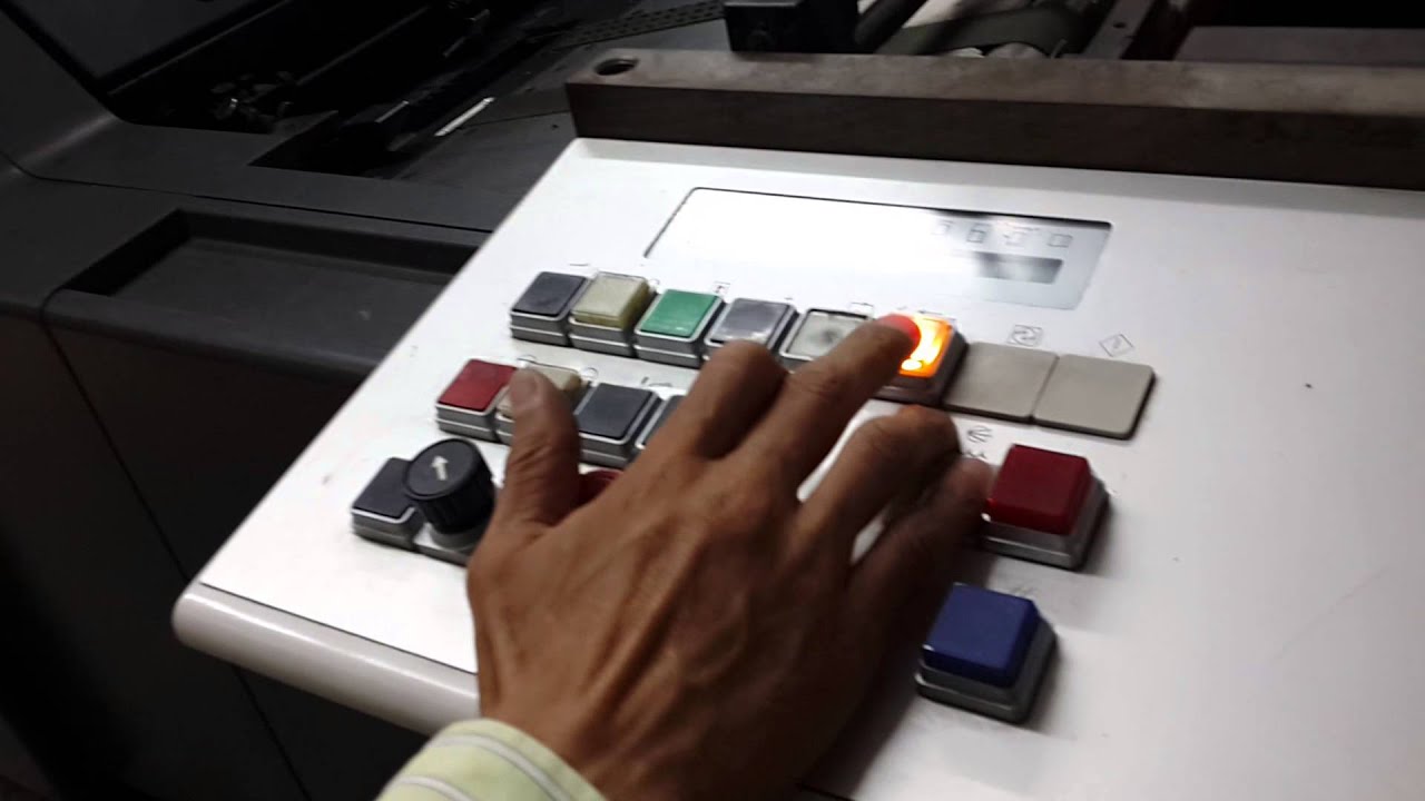 Heidelberg speedmaster 2 colores alcolor - YouTube