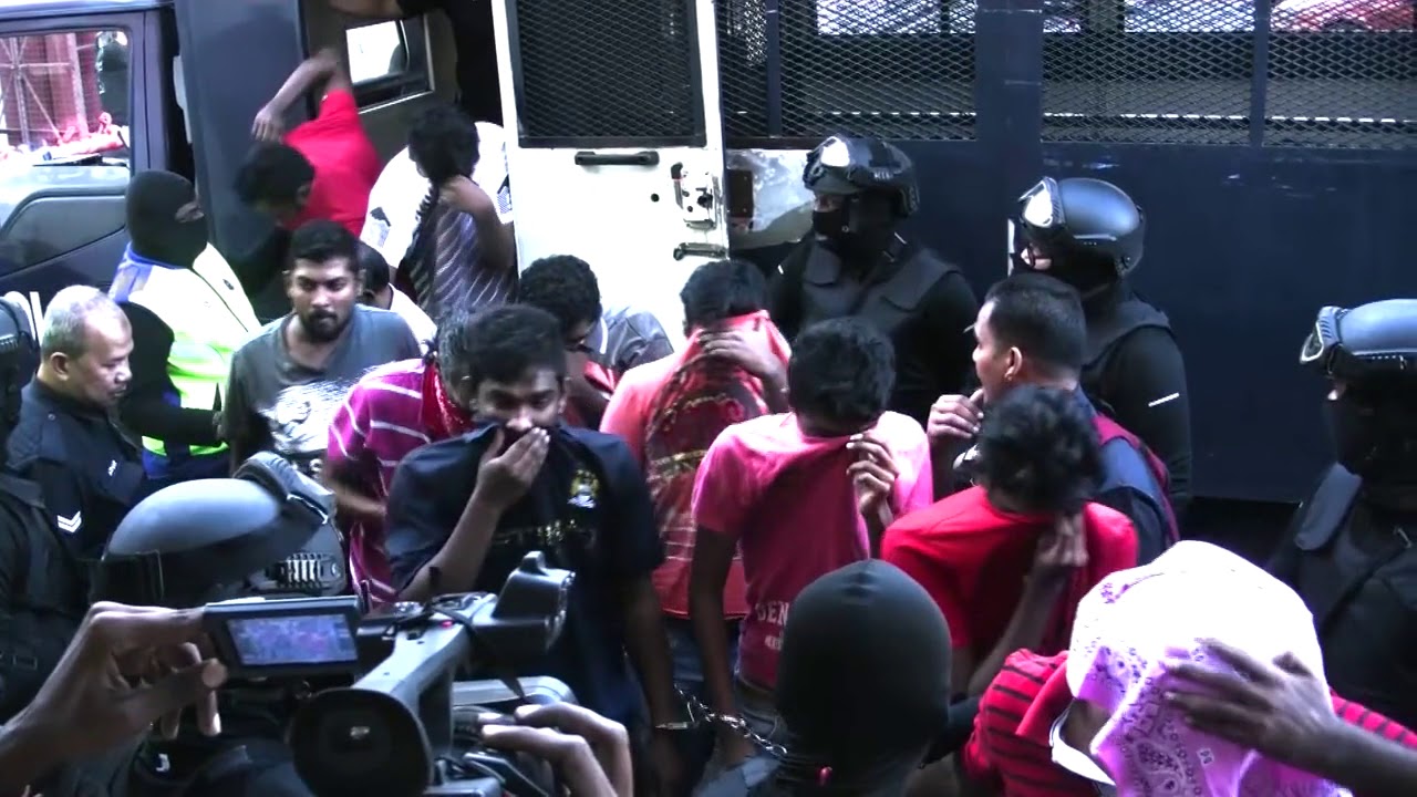 21 Charged with Being Members of "Gang 04" - YouTube