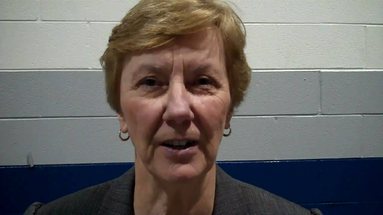 Coach Lynne Agee after Chattanooga - YouTube