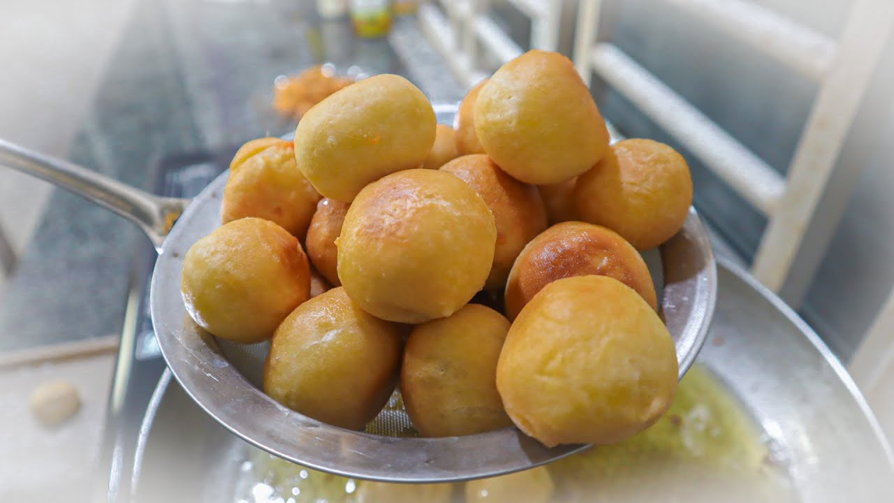 Donut Cheese Ball | Homemade with a very EASY recipe - YouTube