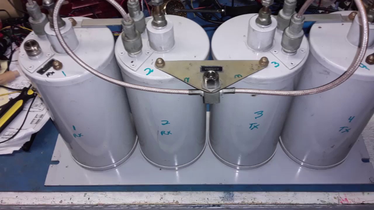 Ham Radio UHF Repeater Duplexer testing and repair - YouTube