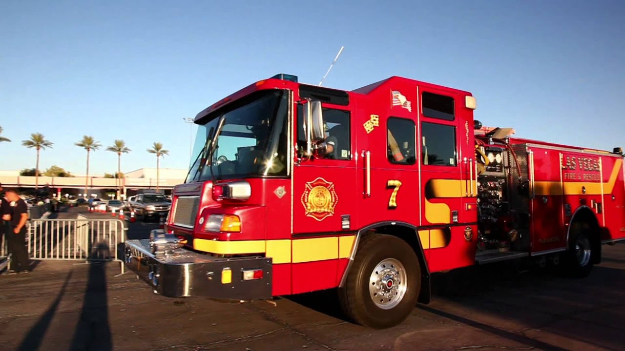 LVFR Engine 7 And The MCI Ambulance Code 3 At EMS Expo 2011 In Las lvfr-engine-7-and-the-mci-ambulance-code-3-at-ems-expo-2011-in-las