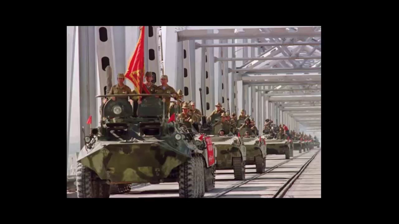 Why did the Soviet Union collapse? - YouTube