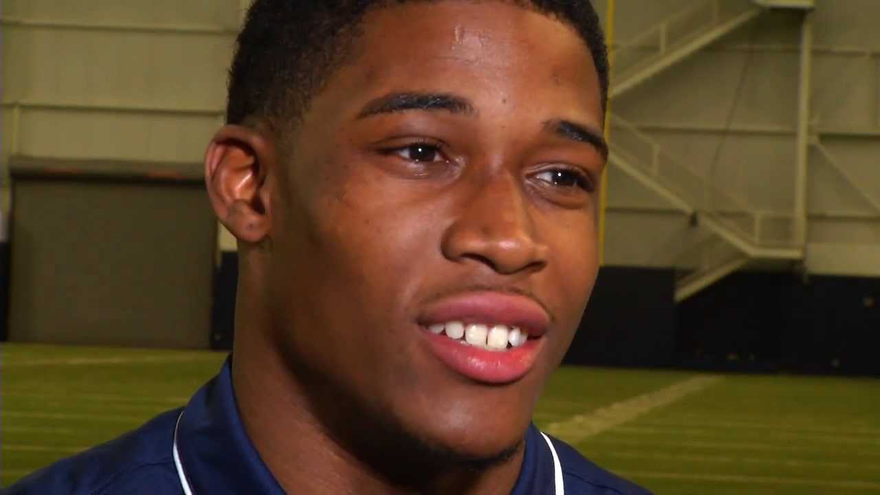 Meet UConn Football's Newcomer Jamar Summers - YouTube