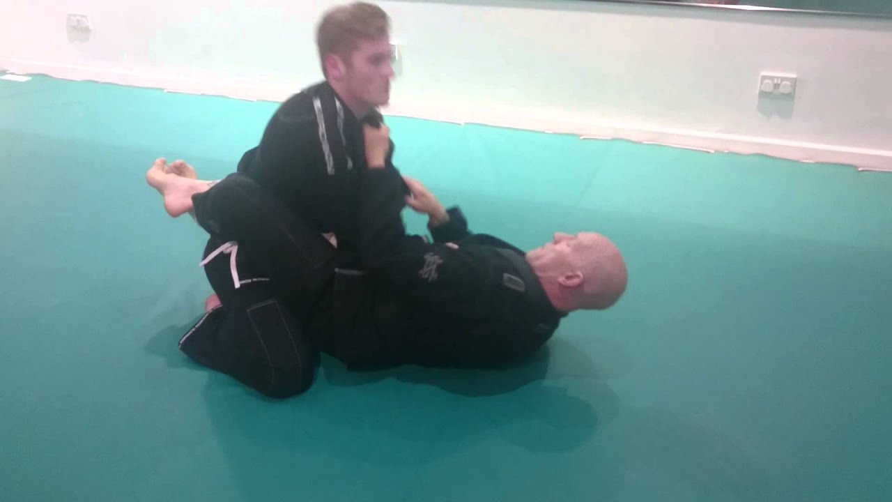 DAVE BRIGGS - Closed Guard 2, Controlling position and obtaining high ...