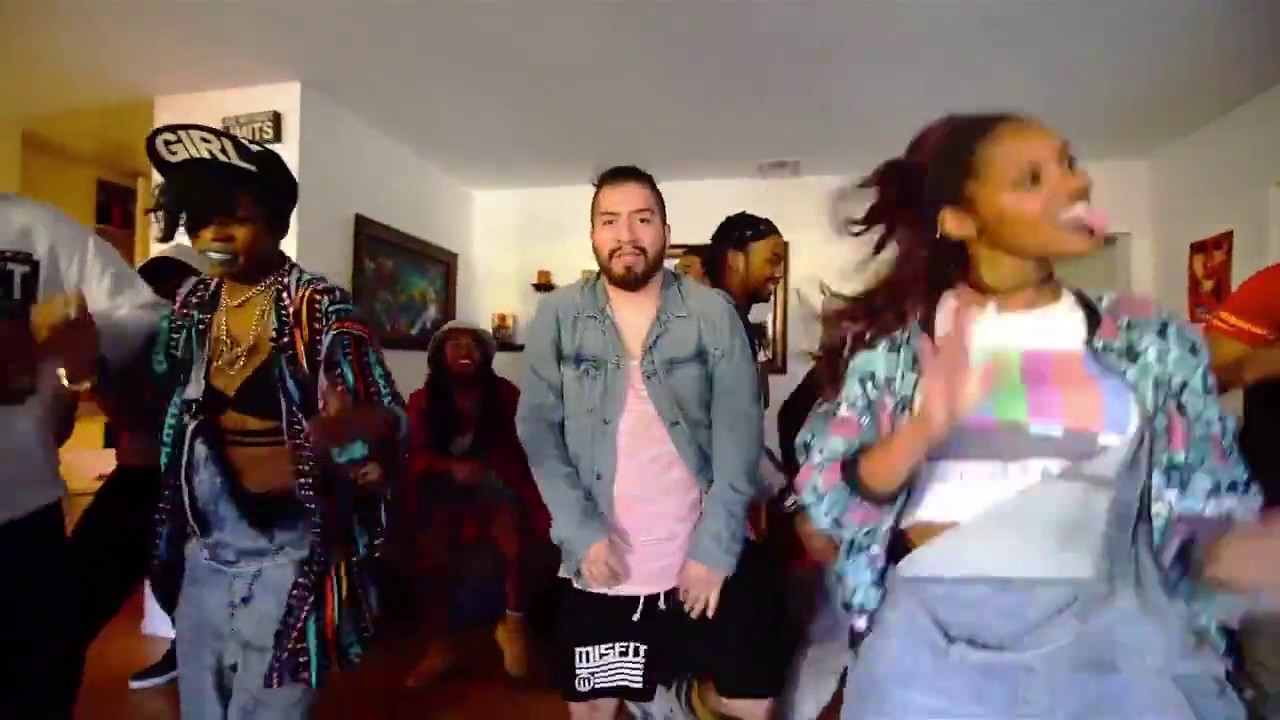 How they danced in the 90s, please take me back ! - YouTube