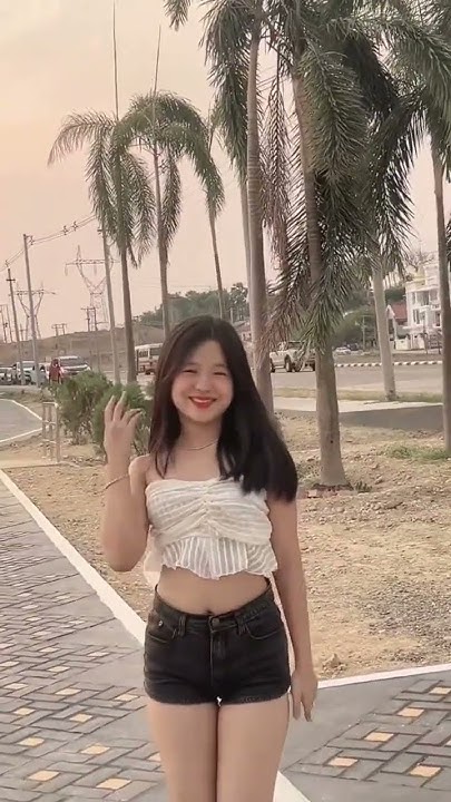 ဘယ်နေရာရောက်ရောက် ကနေရမှကျေနပ်တာ😘😜 Youtube