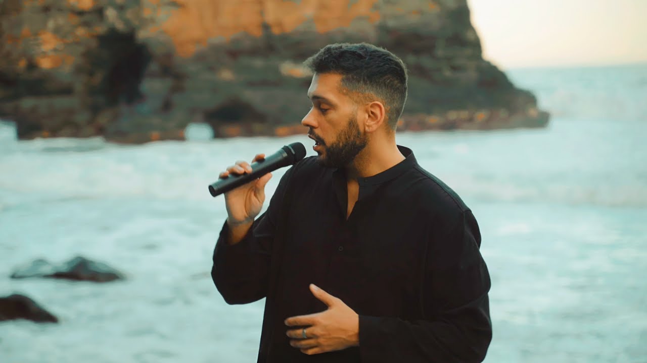 Can't Help Falling In Love - Luke Silva (Elvis Presley Cover) - YouTube