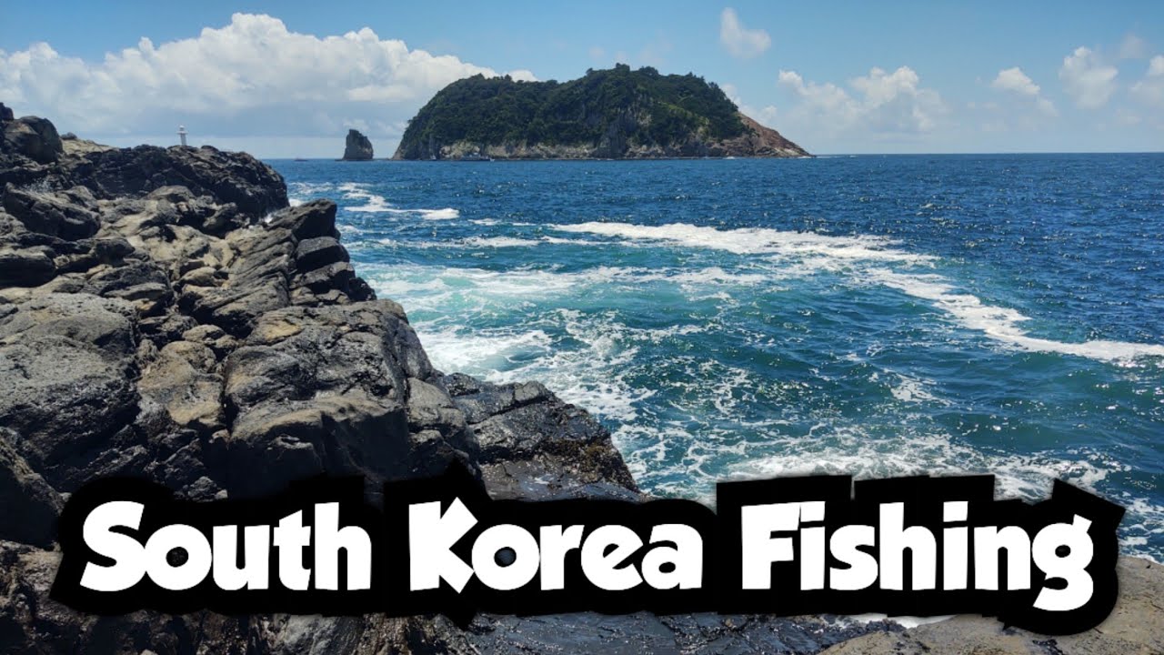 Fishing Off of the Rocks on Jeju | South Korea Fishing 🇰🇷 - YouTube