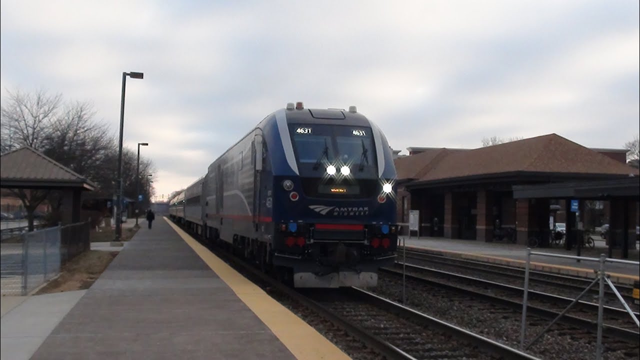 IDTX SC-44 4631 Leads Amtrak 381 Carl Sandburg West out of Naperville ...