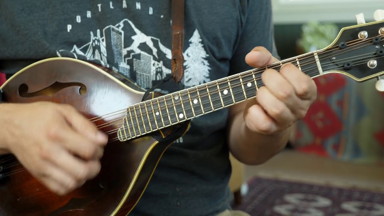 Redwing (Union Maid): Simple To Complex - Mandolin Lesson - YouTube