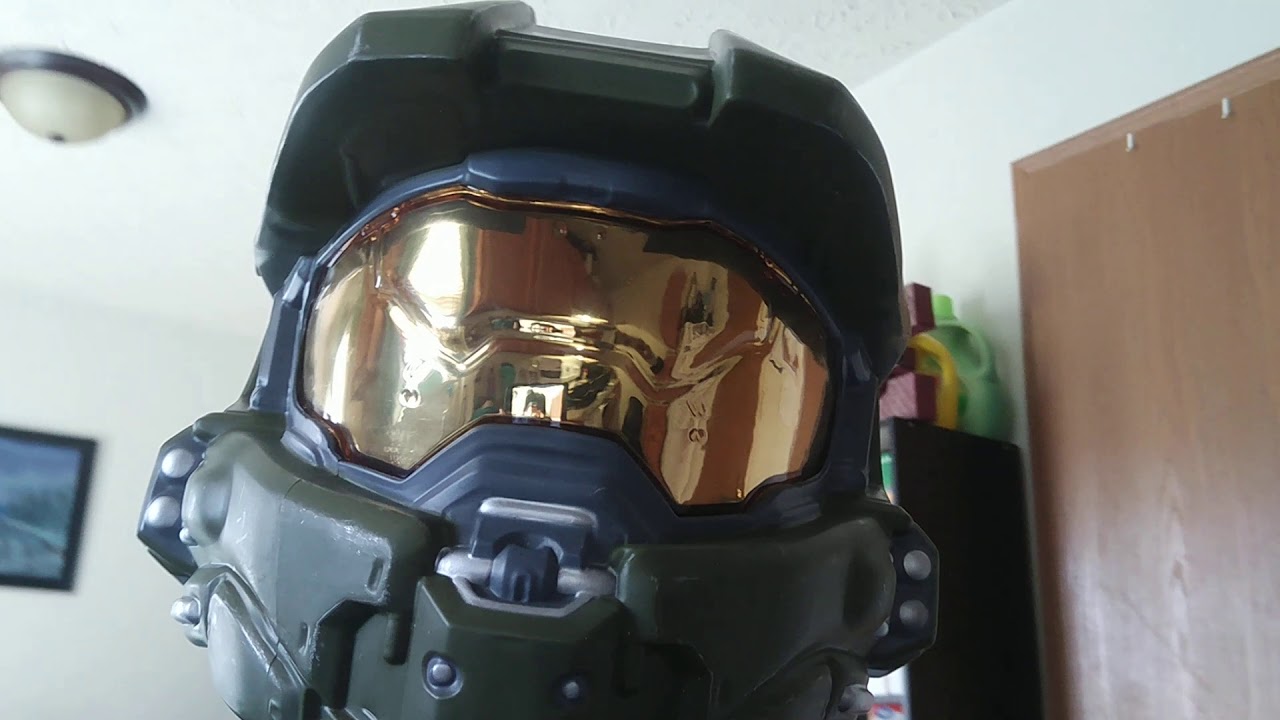 I got Master Chief caught on my security camera - YouTube