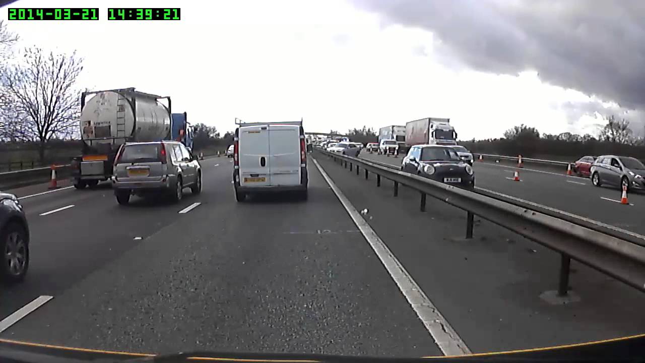 7 Car Pile Up Motorway Crash Aftermath UK Dashcam - YouTube