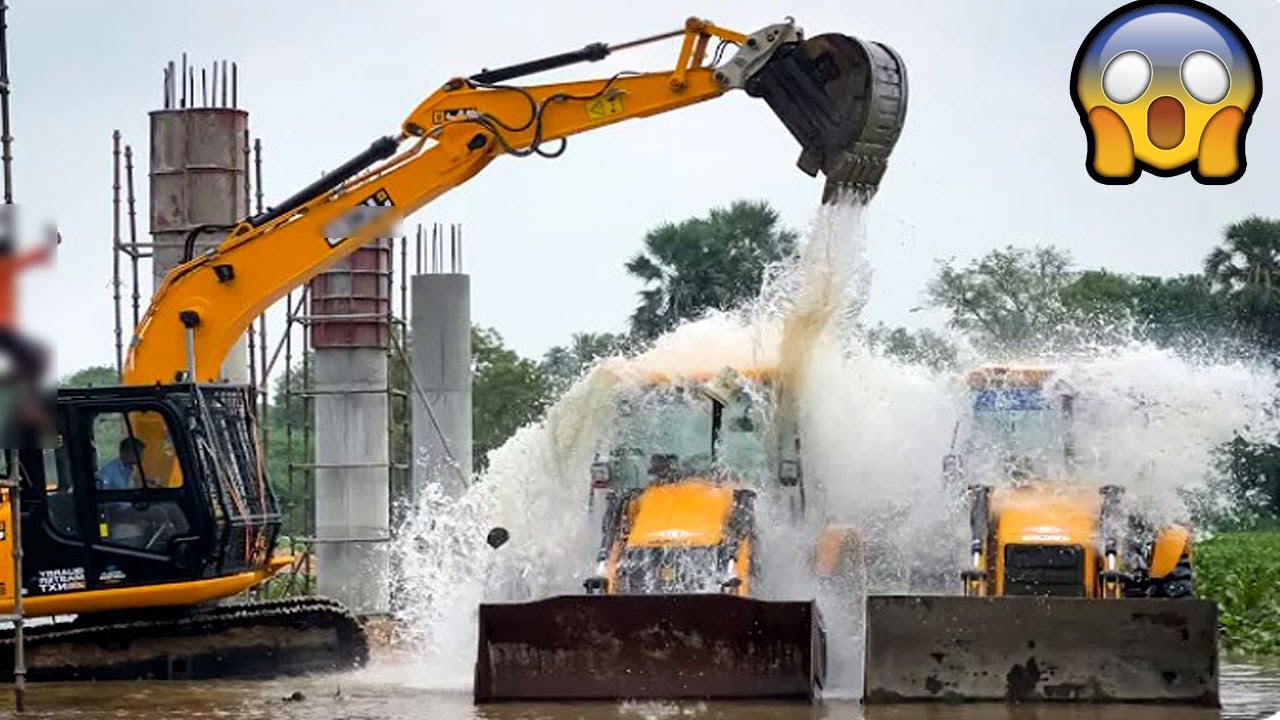 Excavator Operator Skills || digger driving skills || heavy equipment ...