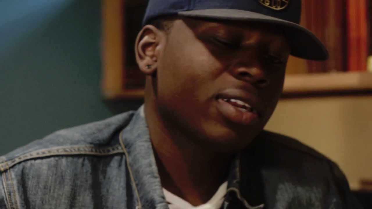 Exclusive: Tunde Rapper Gives a 101 on making Quality "Mixtapes" - YouTube