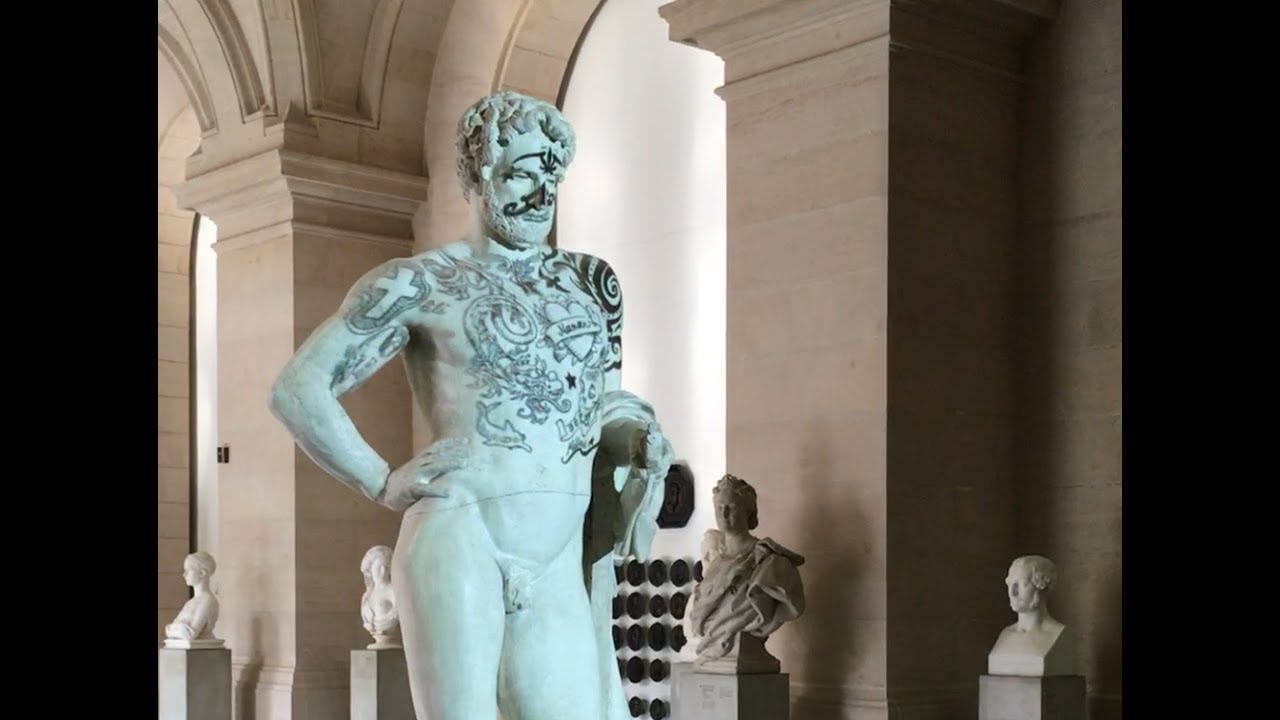 Cool tattoos - Projection mapping on statue in museum - YouTube