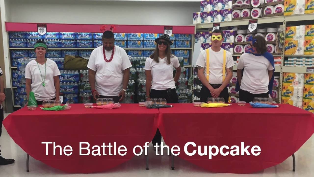 The Battle of the Cupcake - YouTube