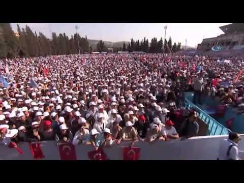 Tatlıses'i sahneye alıyor