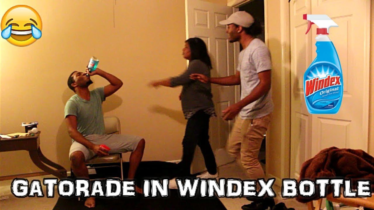 GATORADE IN WINDEX BOTTLE PRANK ON MOM!! (EXTREME) - YouTube