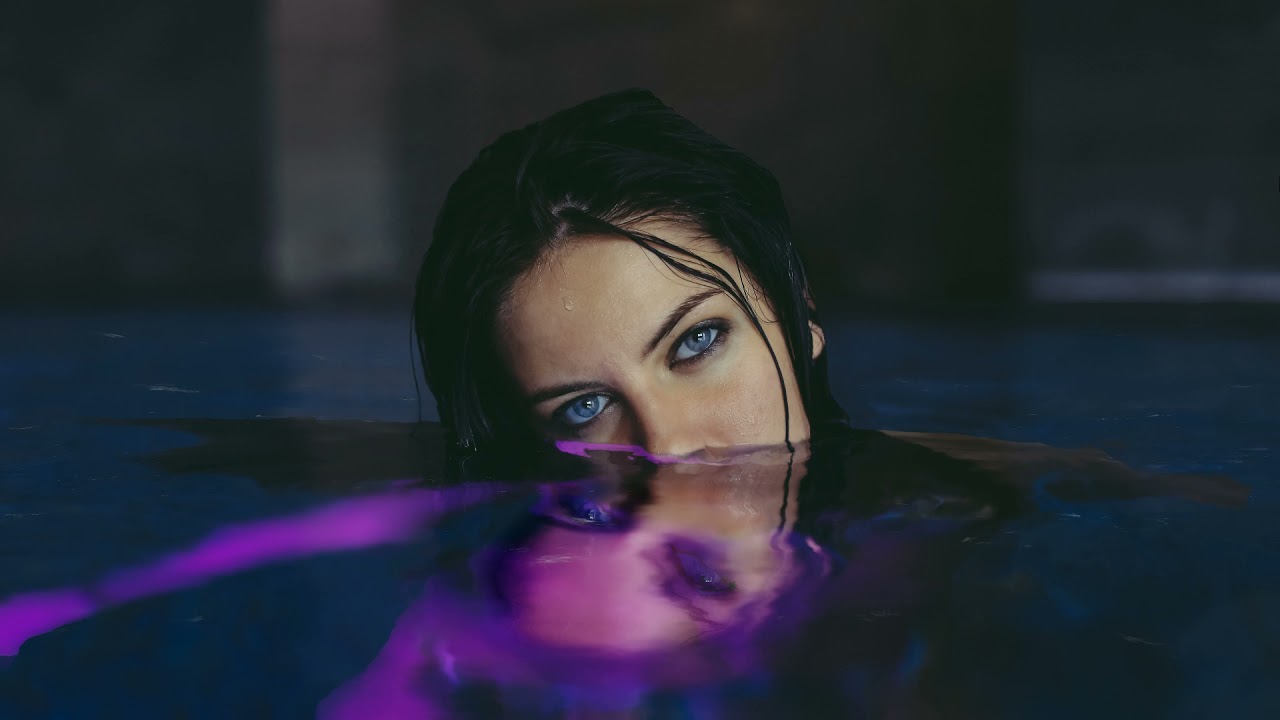 Blue Eyes 4K Wallpaper Engine - YouTube