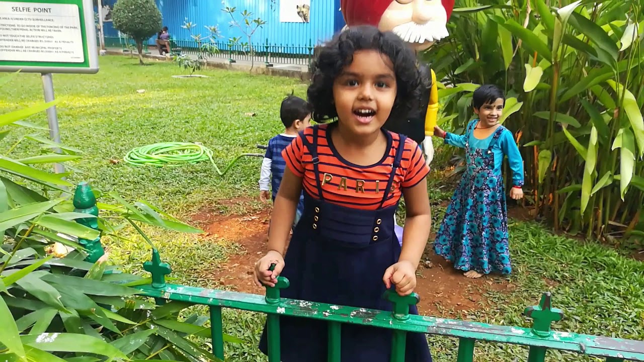 Rani Baug | Jijamata Udyan & Zoo | Byculla Mumbai India - YouTube