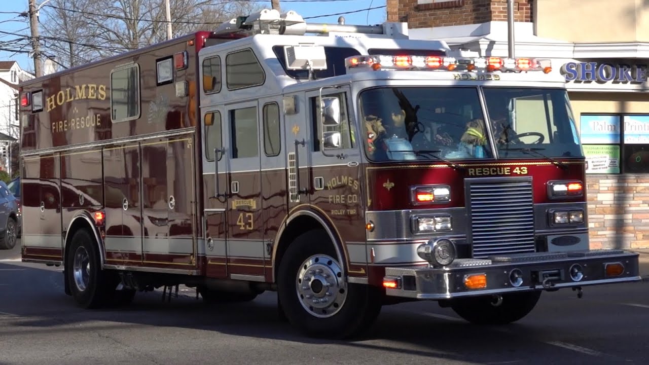 Holmes Fire Company Rescue 43 Responding - YouTube