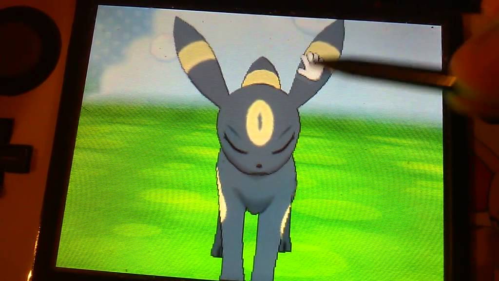 Fun with Umbreon - Pokemon Amie - YouTube