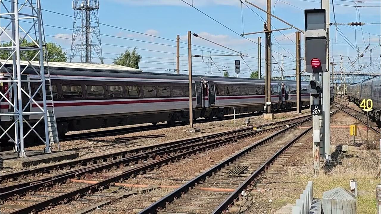LNER InterCity 225 91127+82225 At Doncaster From London Kings Cross To Leeds - YouTube