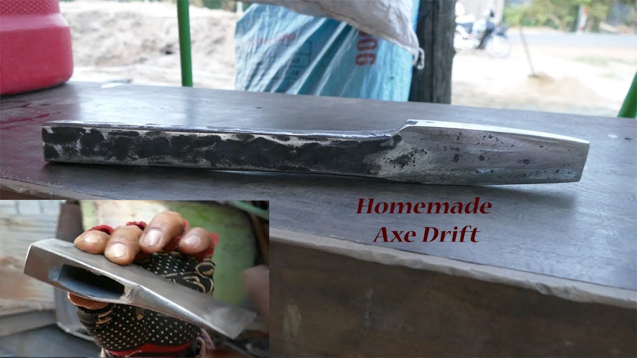 MAKING AN AXE DRIFT AND DRIFT AN AXE EYE WITH IT - YouTube