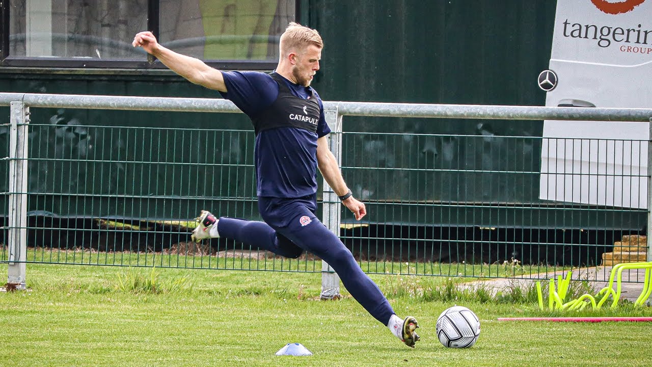 Kettering Town Preview | Defender Harry Davis on the Coasters' next ...
