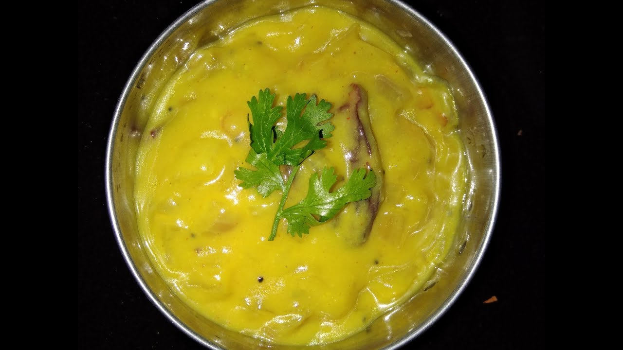 onion besan curry || besan pyaaz recipe || eerulli kadle hittu palya ...