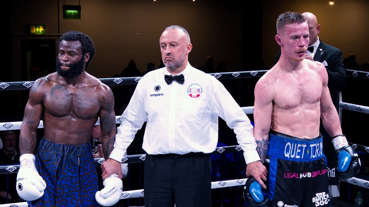 Jack Flatley vs Ryan Amos at VIP's Bolton show (2.03.2024) - YouTube