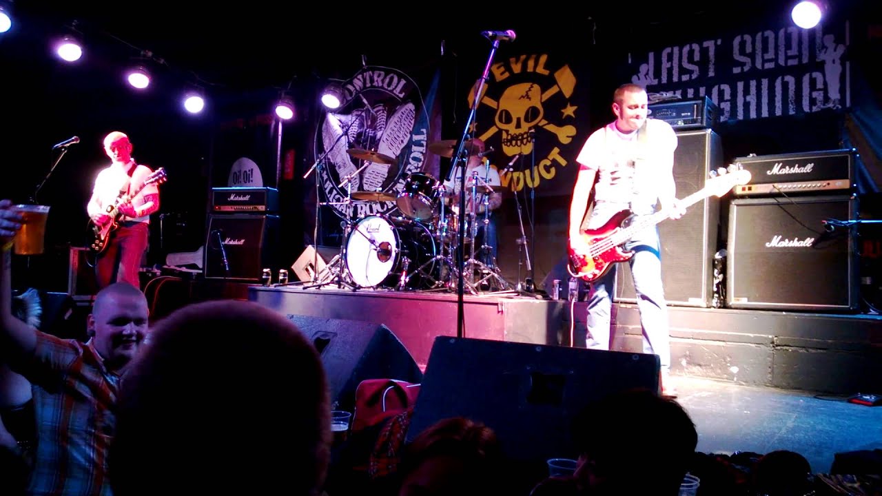 Evil Conduct - Intolerance (Live London - 12/10/13) - YouTube