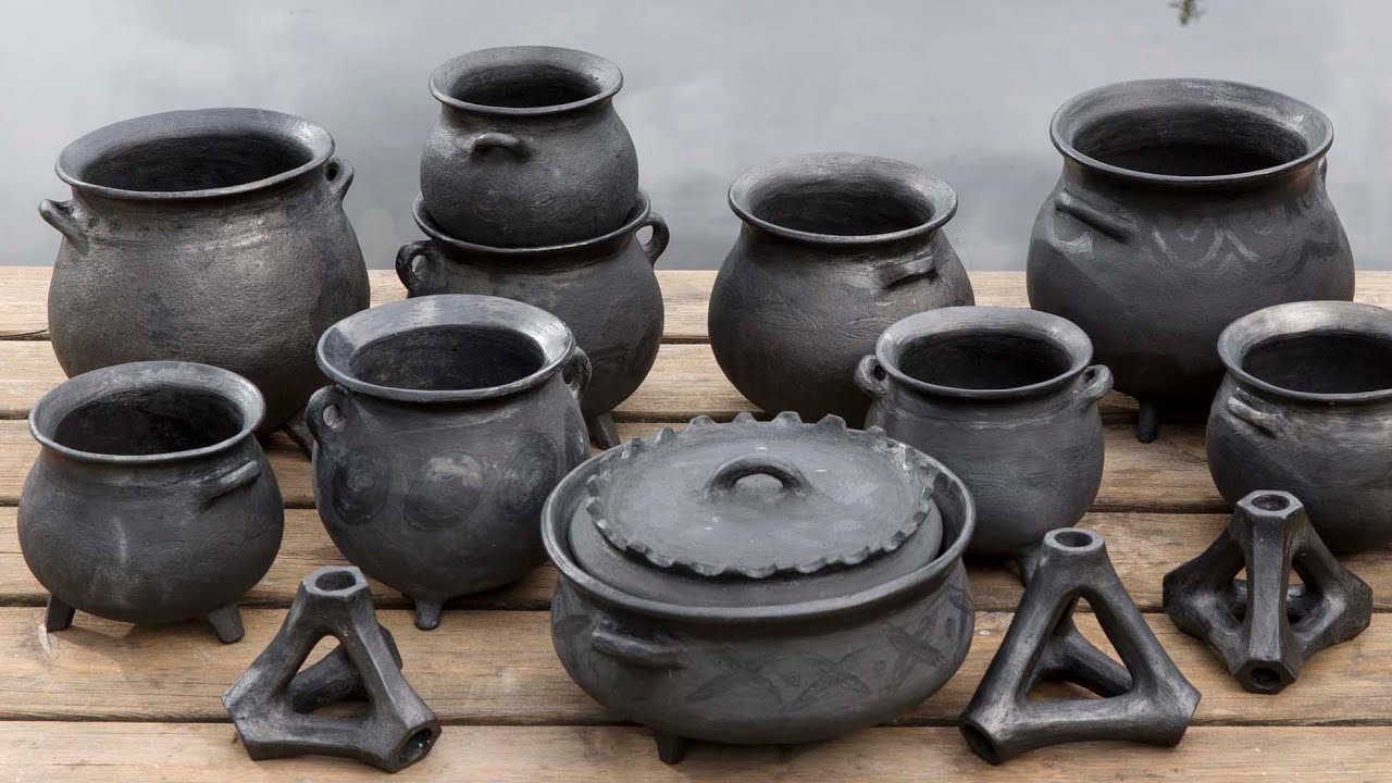 Jydepotten - den sorte potte fra heden, Sagnlandet The Black Pot from ...