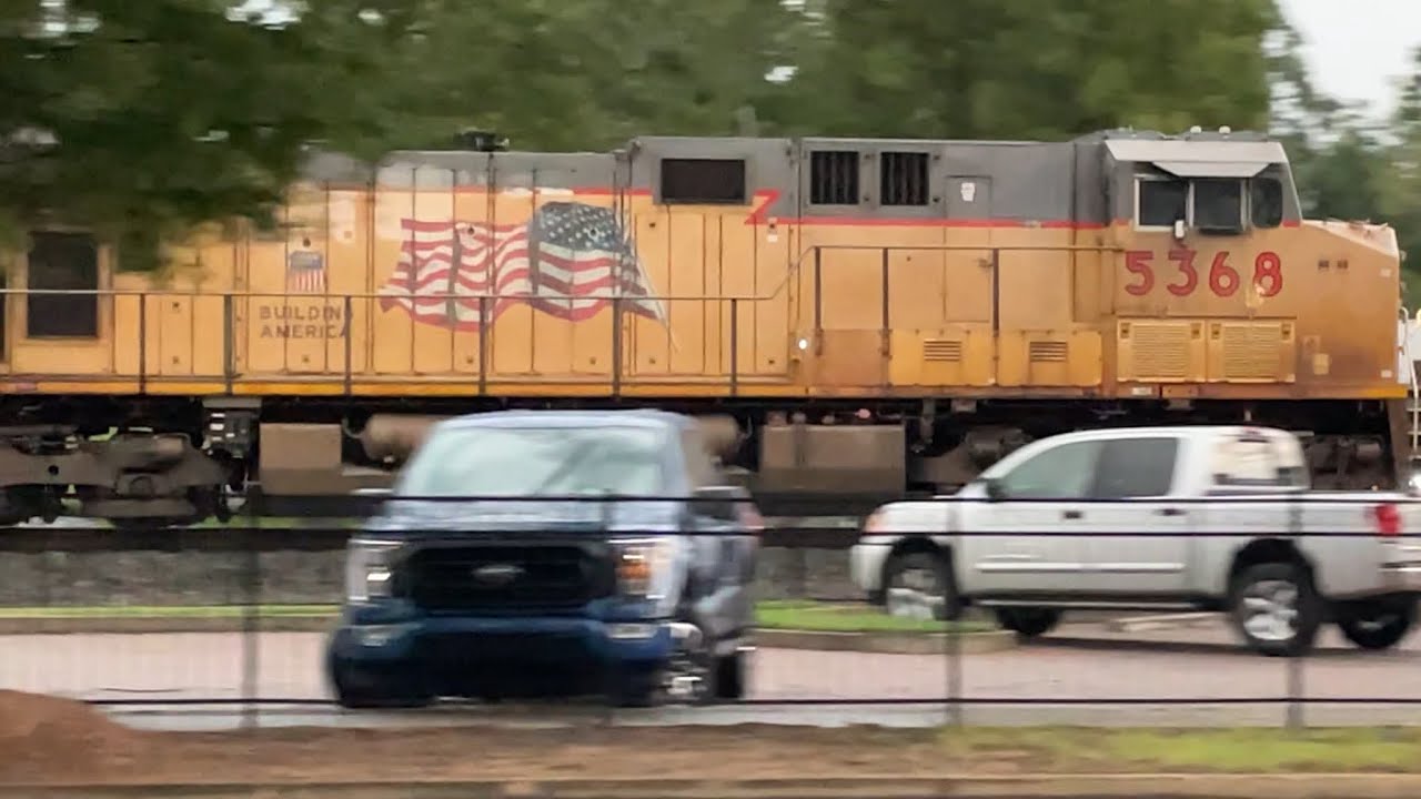 UP 5368 Leads NS 28J Through Locust Grove, GA (Read Desc) - YouTube