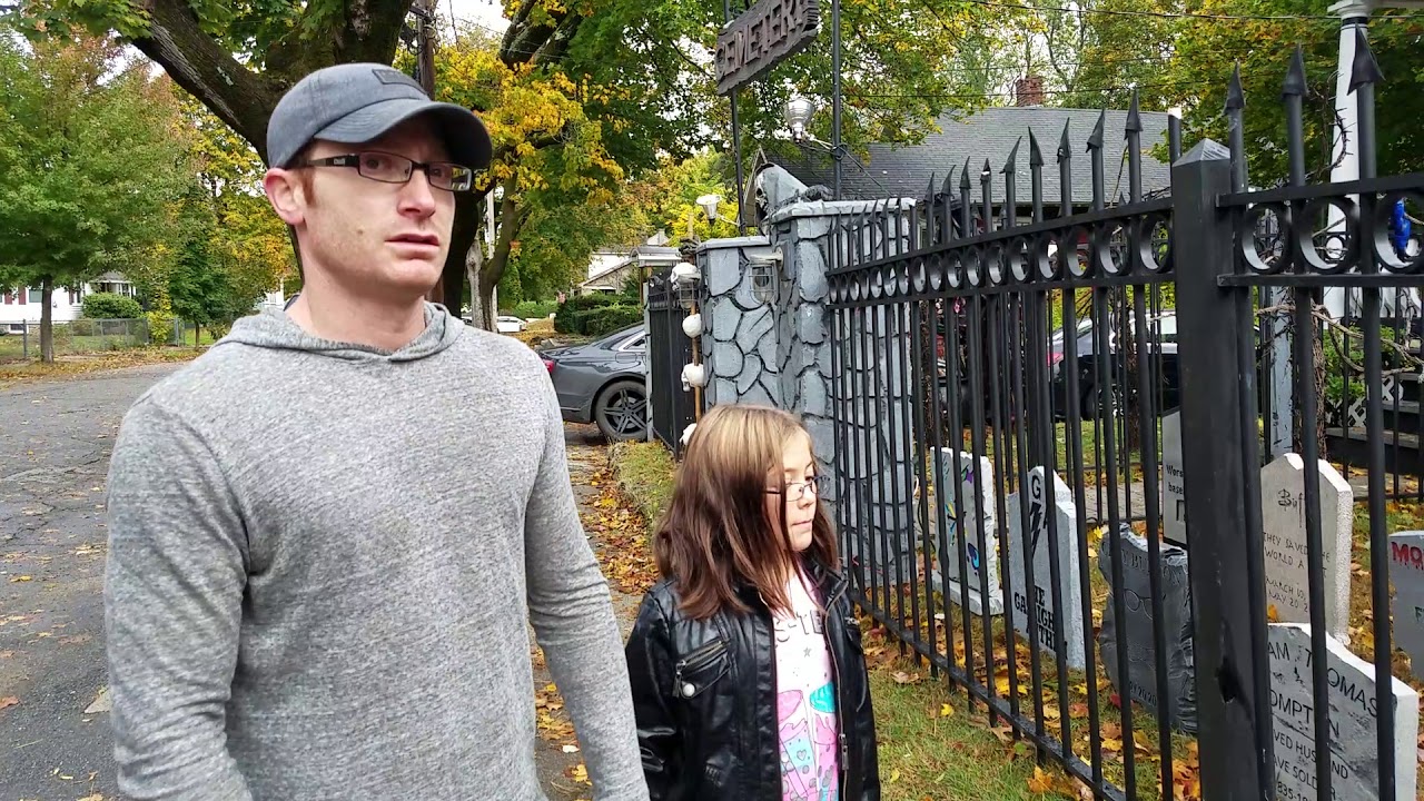 Nicholas Testa talks about his Halloween decorations - YouTube