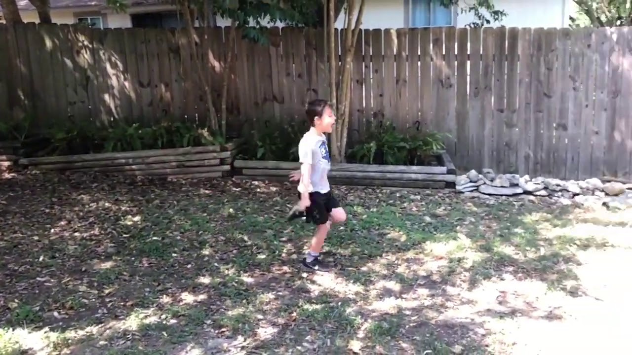 Leaping - Locomotor Skill - YouTube